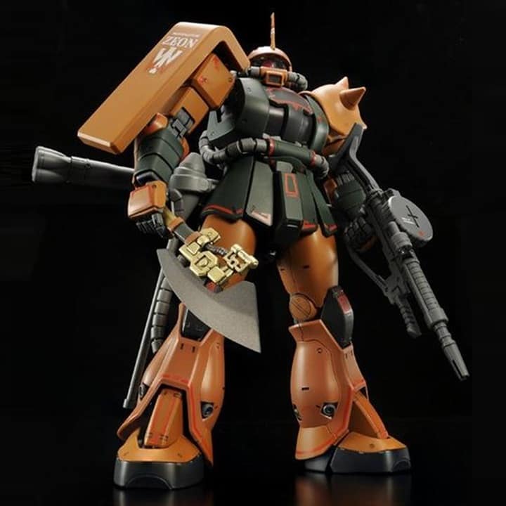 1/100 MG Zaku II Garma Zabi Use - HobbyConnect